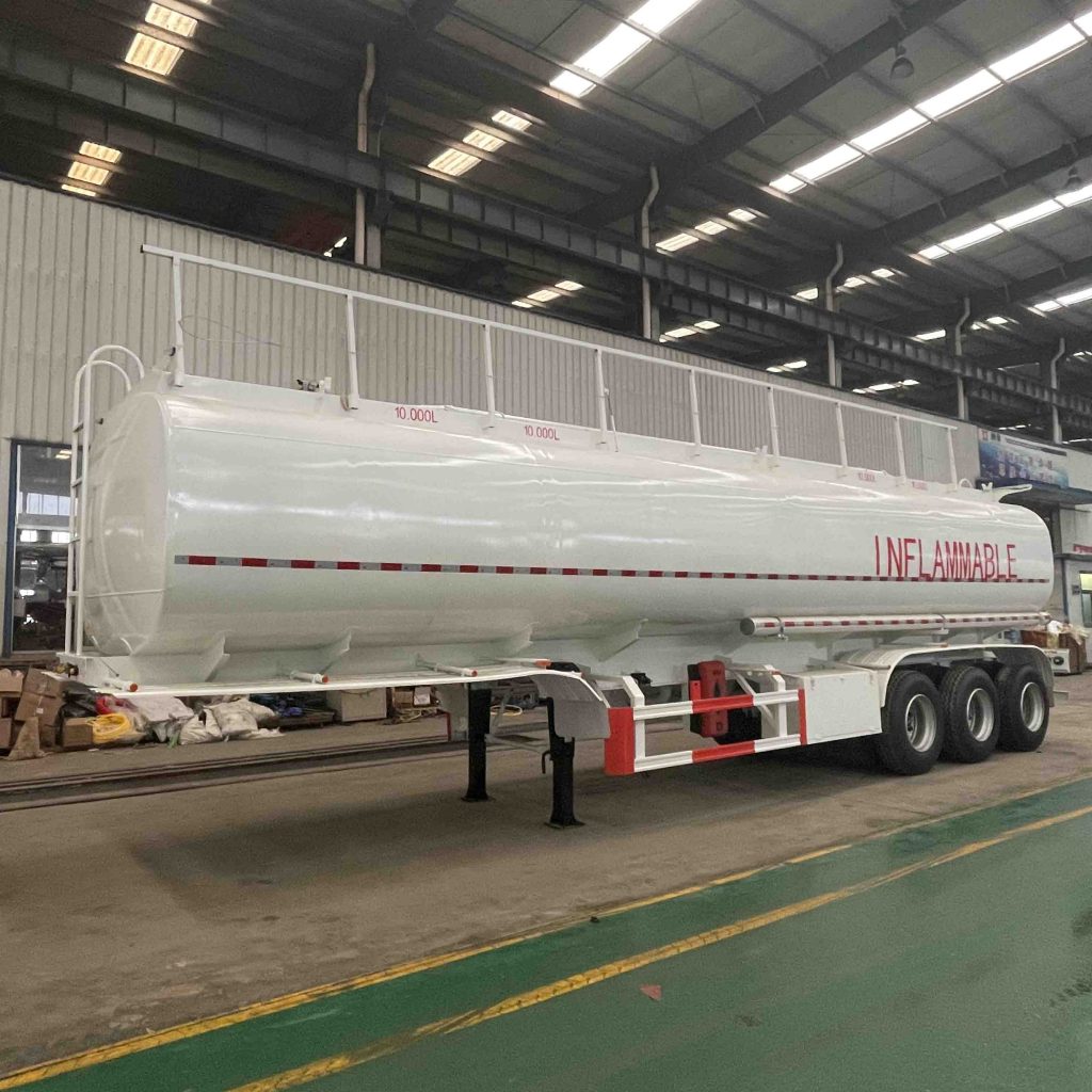 3 Axles 40000L 4 Compartments Fuel Tanker Trailer for Sale|Luckin Vehicle