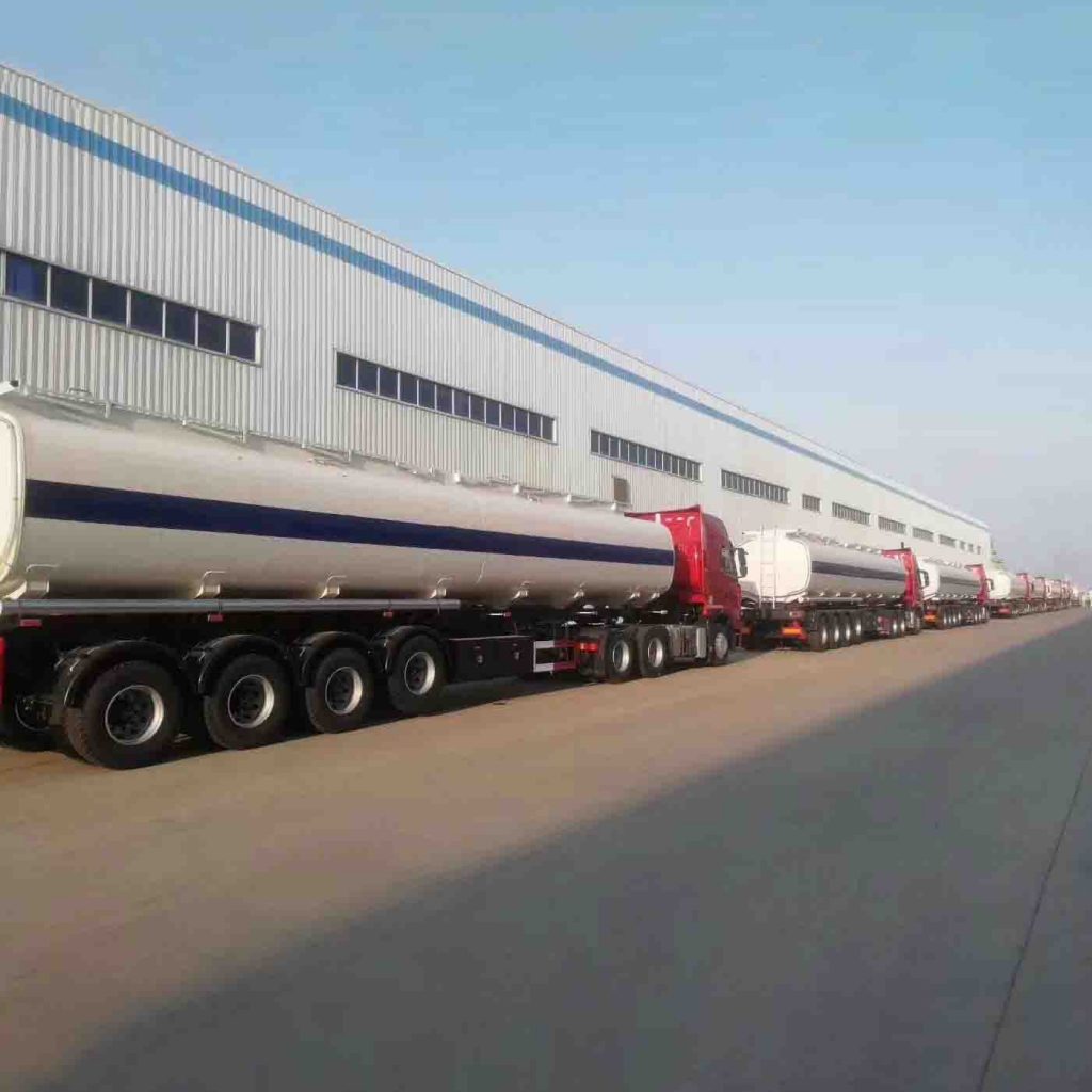 Tri Axle Petroleum Tanker Trailers for Sale|Luckin Vehicle