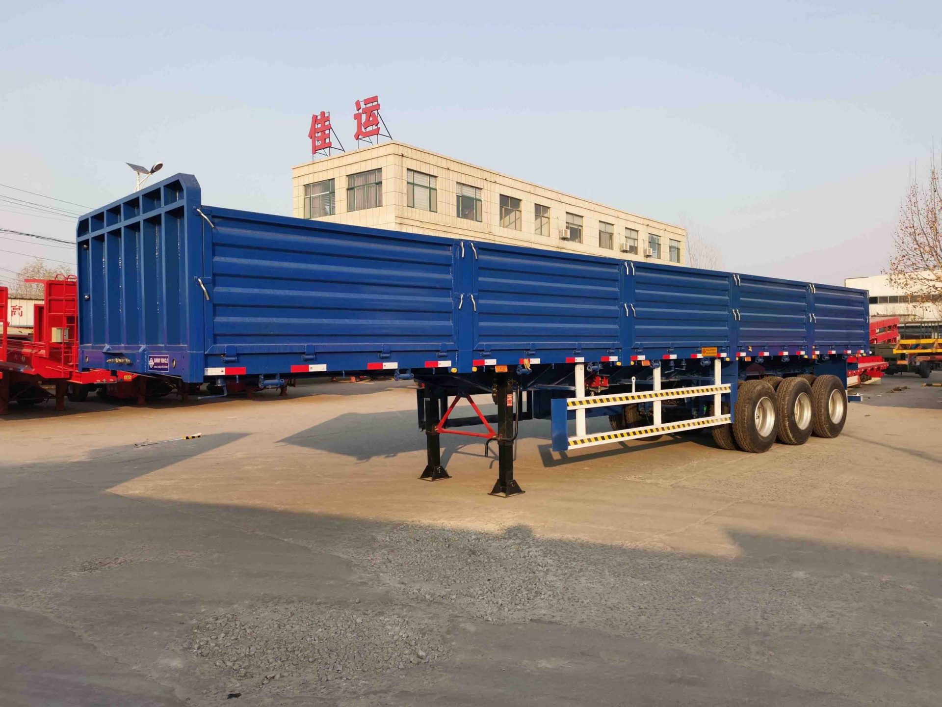 How to choose the semi-trailer that best suits your needs？|Luckin Vehicle