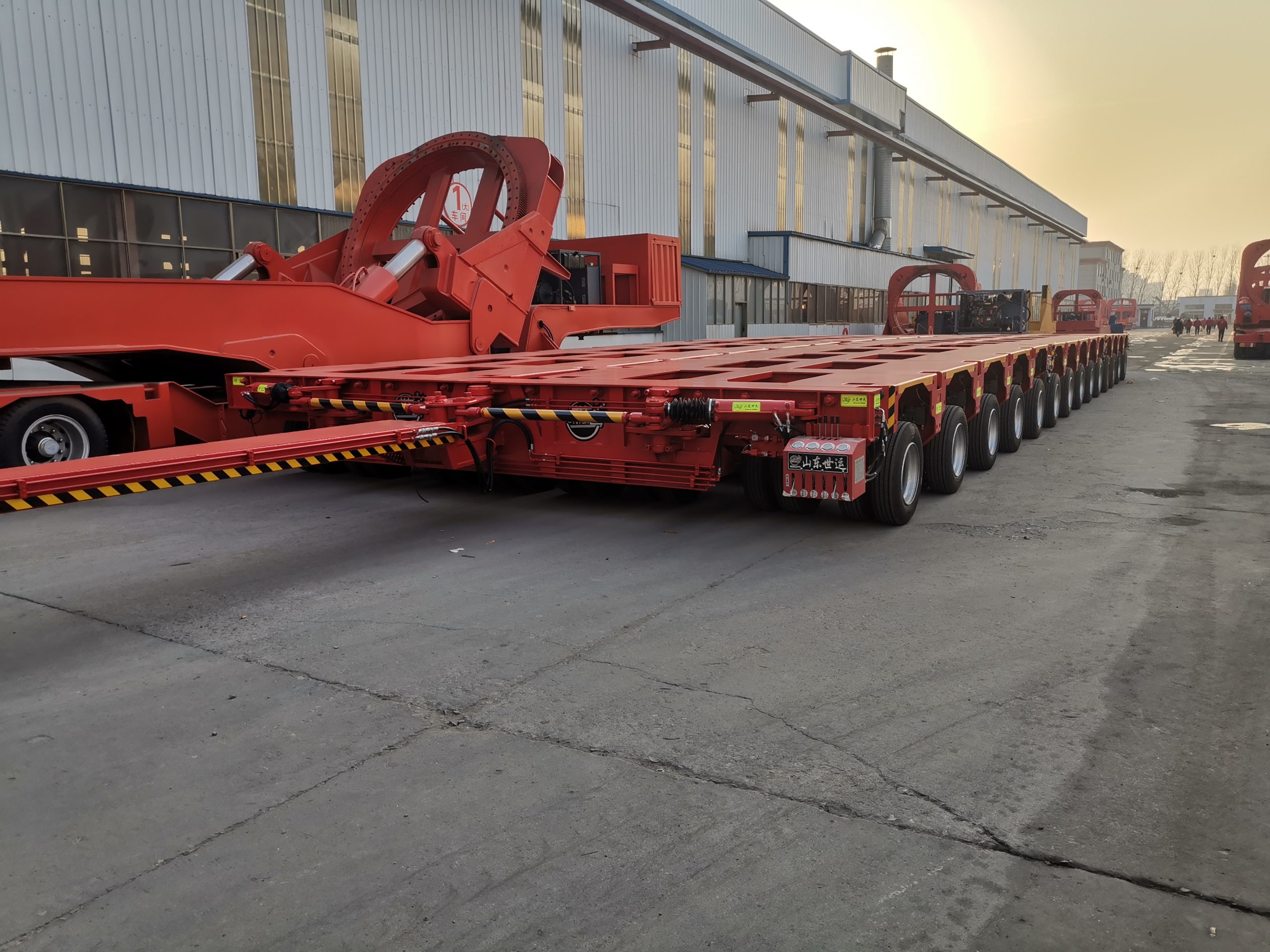 Powerful transportation Self-Propelled Modular Transporter|Luckin Vehicle